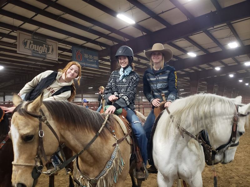Valentine Kiss Juvenile and Open Barrel Race (Kissmas Take 2), Cowpokes Arena, C Bar C Expo ...