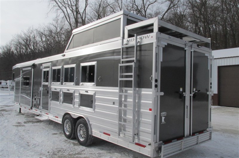 2026 Merhow - 8414rws - side load, full back tack