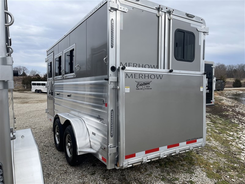 2023 Merhow 2023 Merhow 3-Horse Bumper Pull with Upg Rear Ramp
