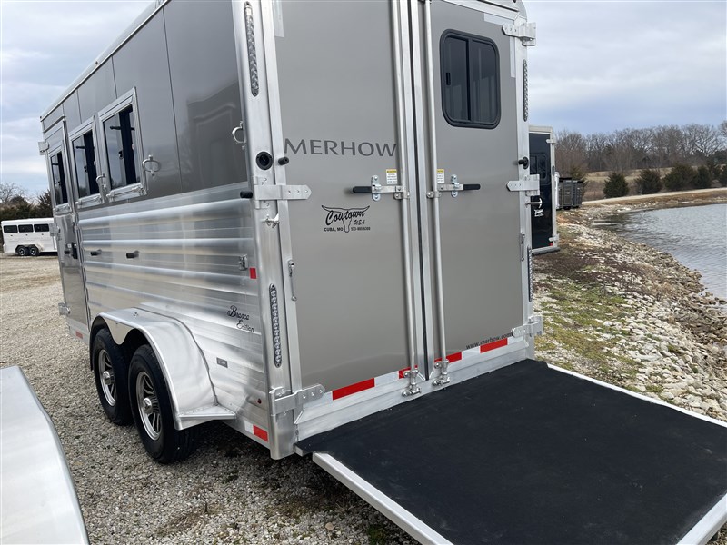 2023 Merhow 2023 Merhow 3-Horse Bumper Pull with Upg Rear Ramp