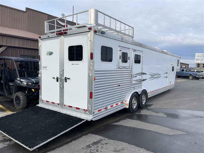 2007 Dream Coach 8312 Midtack