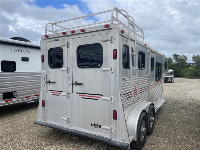 1994 Sidekick 2-Horse Living Quarters