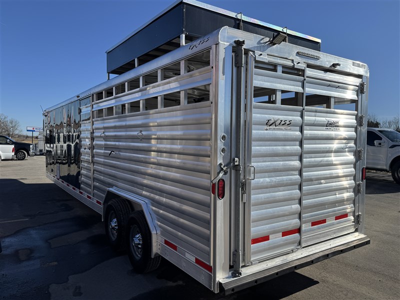2013 Exiss 8032 Stock Combo Living Quarters Trailer