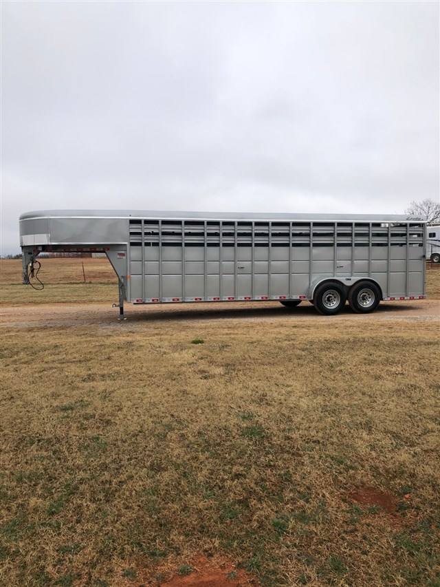 2020 Delta 600 HD 24'X6'8"X6'6" (2-7000)(SILVER)