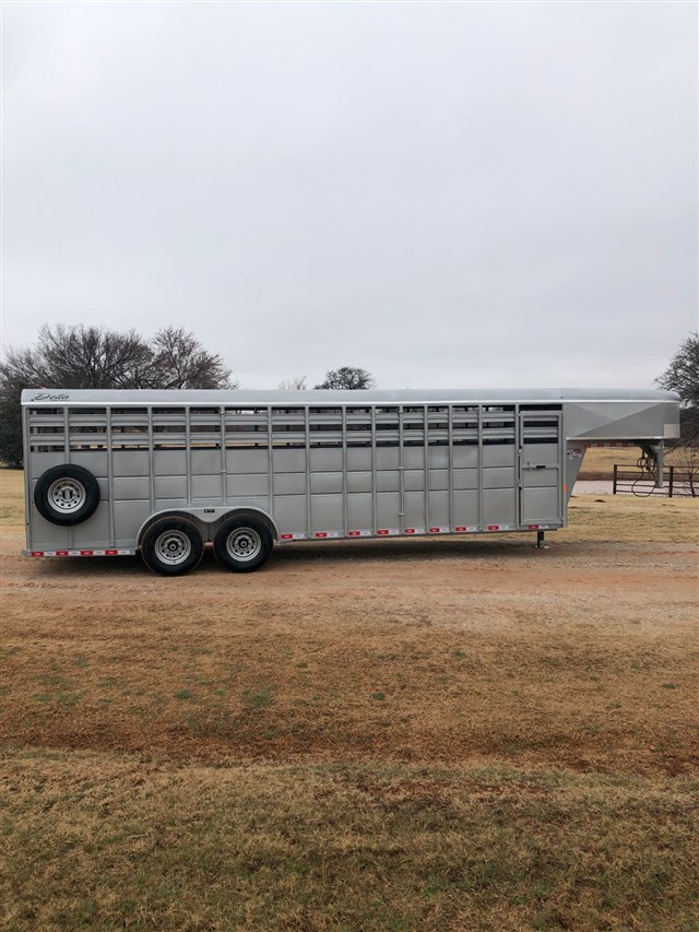 2020 Delta 600 HD 24'X6'8"X6'6" (2-7000)(SILVER)