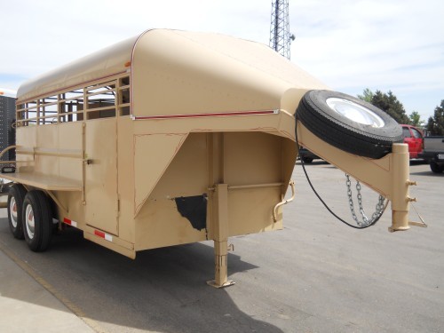 1990 Easley 14' Stock Trailer w removable rear tack