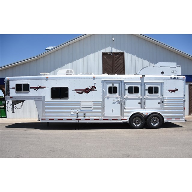 2011 Platinum 3 Horse Trailer 10' LSR Living Quarter