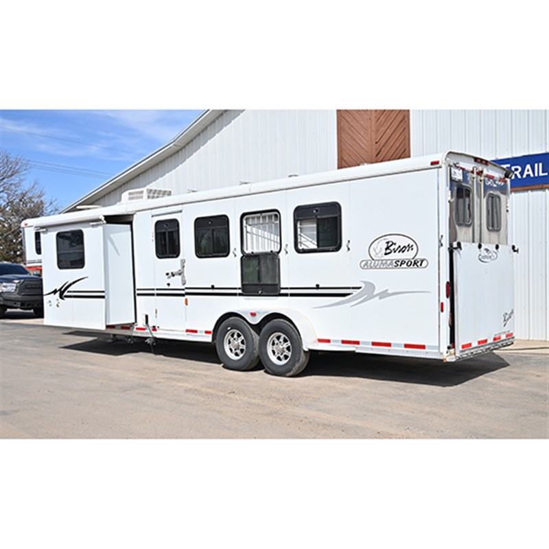 2004 Bison 2004 Bison 4 Horse 8' LQ