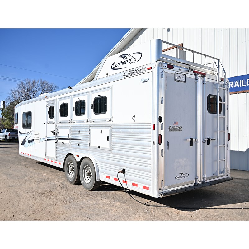 2011 Cimarron 2011 Cimmaron 4 horse 10' LQ Trailer