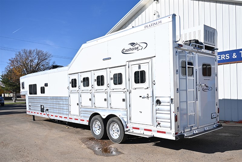 2023 Platinum 5 Horse Reverse Load 13' Outback