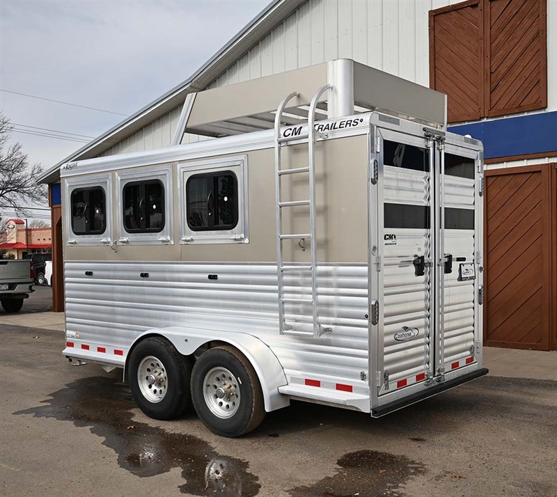 2021 CM 2021 CM Renegade 3 Horse Bumper Pull