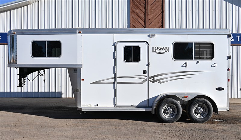 2011 Logan 2 Horse GN Warm Blood Horse Trailer