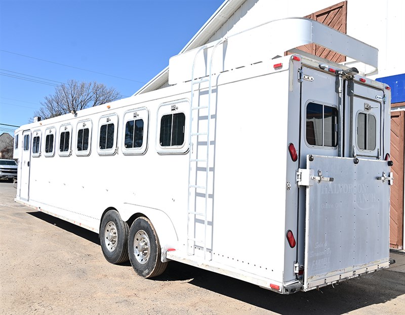 2001 Sooner 2001 Sooner 7 Horse Trailer