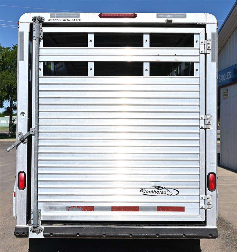 2005 Featherlite Featherlite 4 Horse Stock Combo Horse Trailer