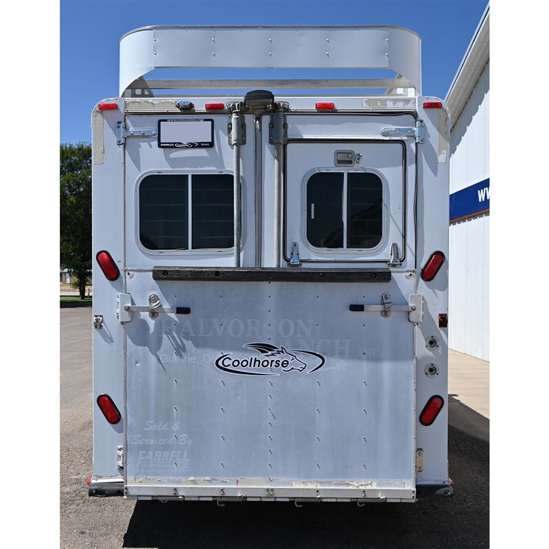 2001 Sooner 2001 Sooner 7 Horse Trainer's Trailer