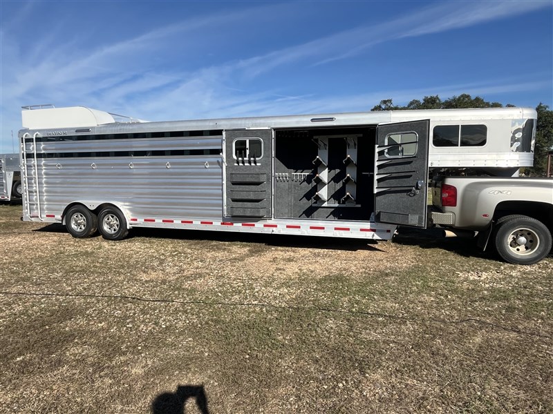 2026 Platinum 6h side tack.