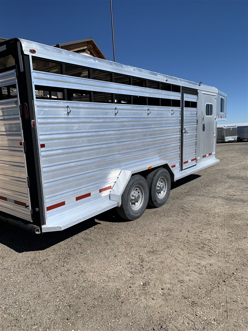 2015 Logan 20' Stockman Stock / Stock Combo Trailer