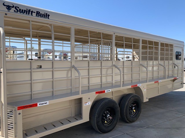 2021 Swift Built 24' with double tack doors 6 saddle racks