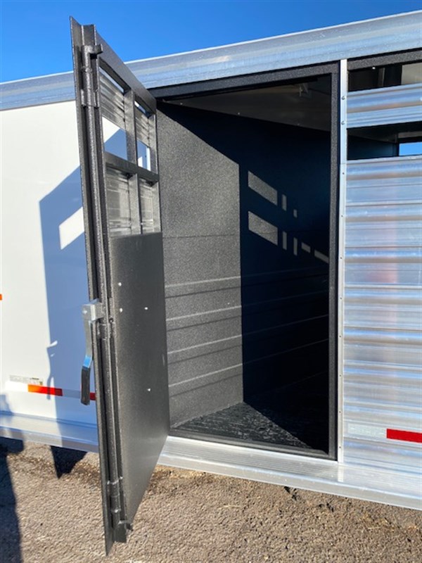 2022 Logan 24' Stock Combo
