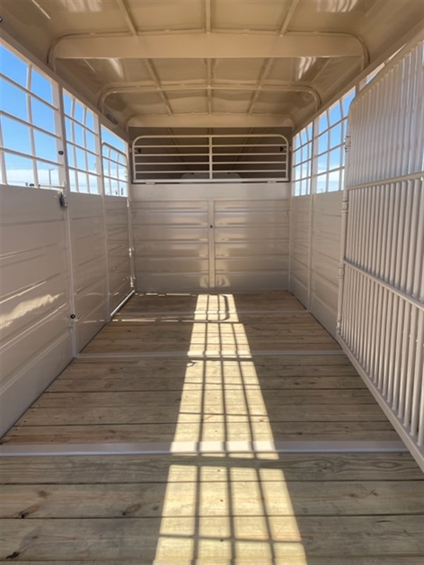 2024 Swift Built 16' Straight Stock