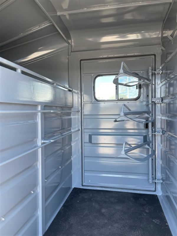 2024 Swift Built 32' Stock Combo w/ double tack doors