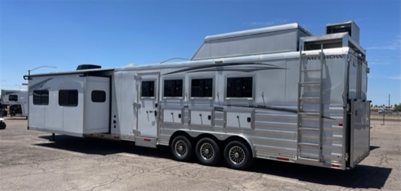2021 Merhow 4H sideload 18' shortwall