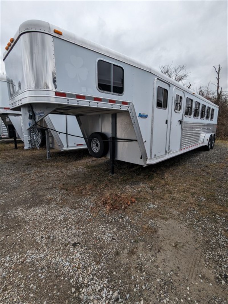 2004 Featherlite 8541
