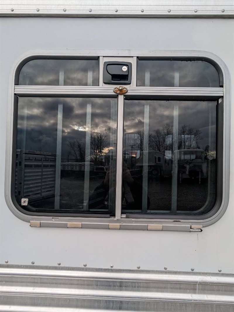 2002 Featherlite 8541