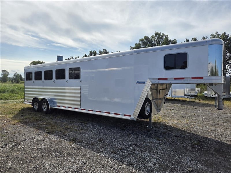 2026 Featherlite 9600- 5 Horse, Extra Tall, Ramp