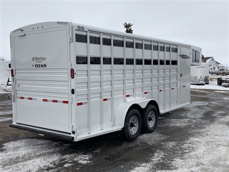 2022 Titan 20' stock combo