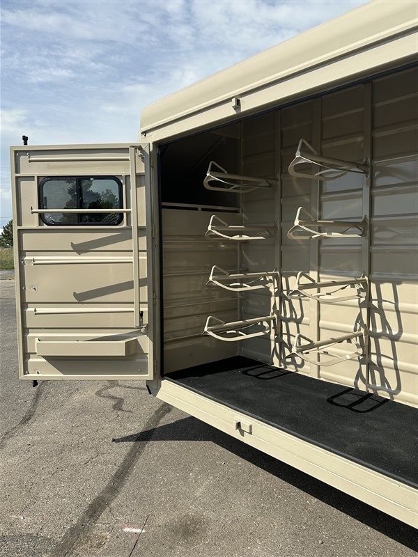 2024 Swift Built 28' Stock Combo w/ SMART TACK