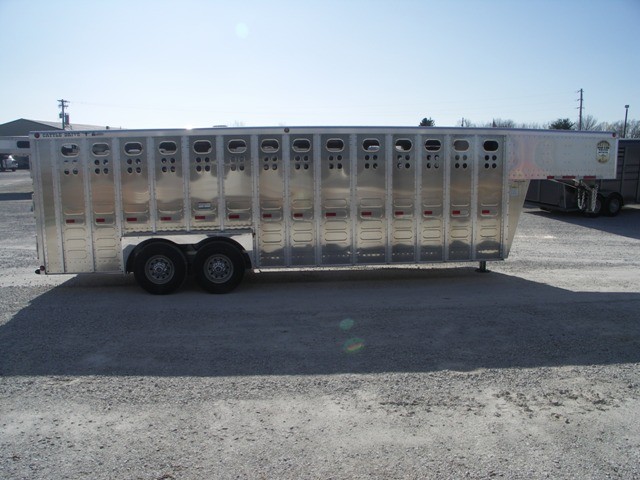 2011 MERRITT 7 X 24 GN ALUMINUM "CATTLE DRIVE"