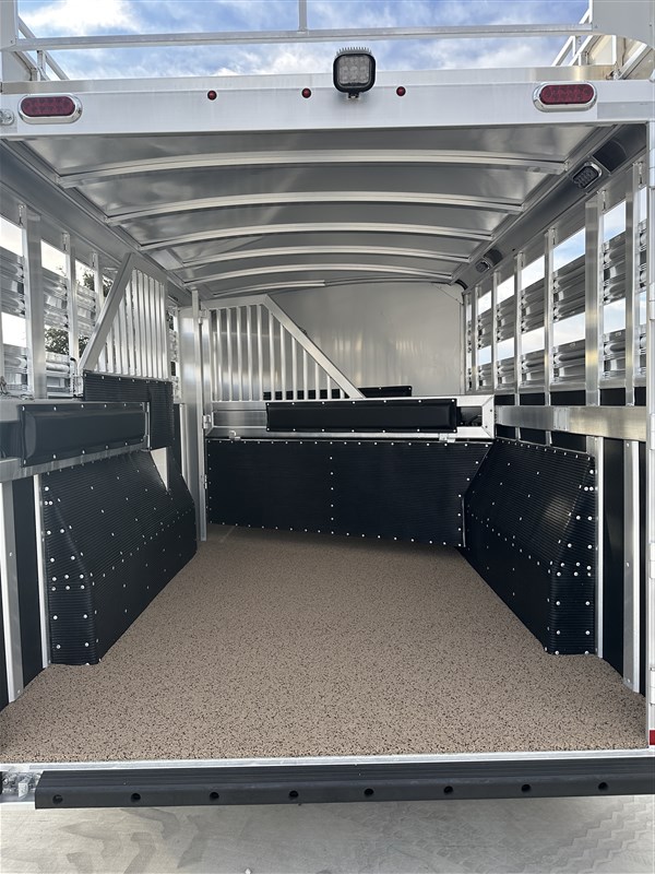2026 Platinum 3 Horse Stock Combo - Split tack