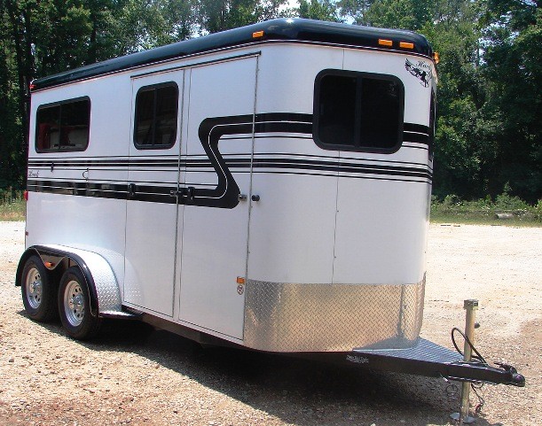2007 Hawk Trailers 2 H 7'6 tall dress EXCELLENT