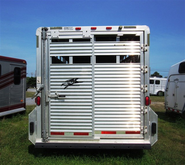 2003 Exiss STC 20 Stock Combo - 2 Box Stalls + 4' DR