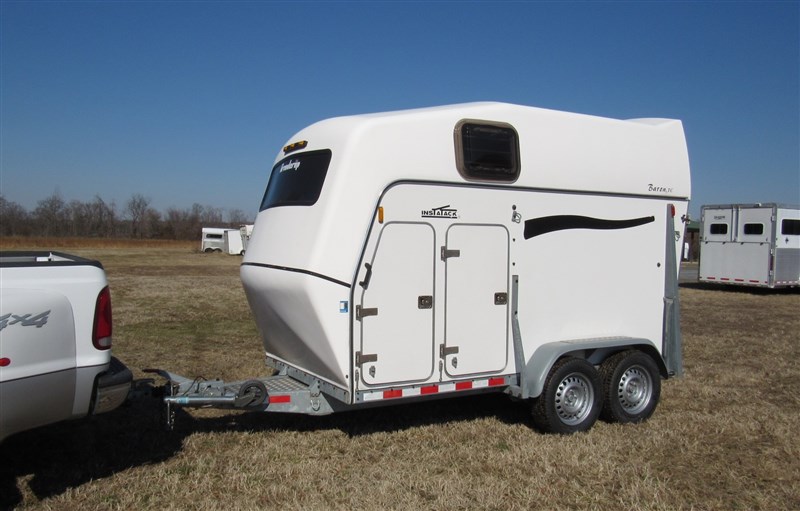 2006 Brenderup Baron TC - Easy to Tow w/ InstaTack Dressing Room
