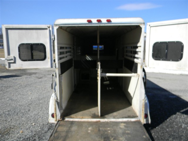 1999 Shoop 2 horse straight load w/side ramp