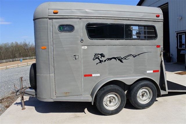 1991 Shoop 2 horse straight load BP