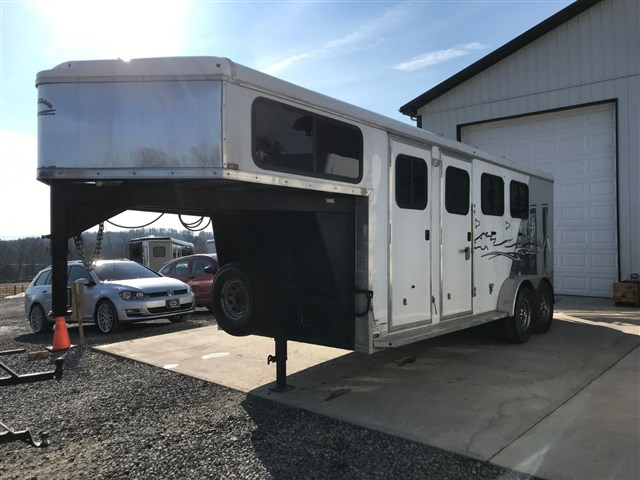 2015 Homesteader Stallion 316SG