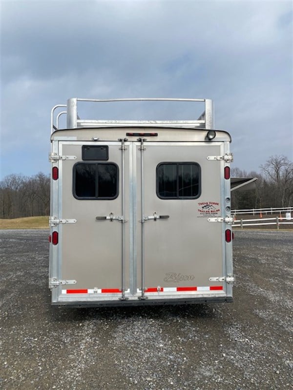 2012 Bison Stratus 4 Horse 14' LQ BunkBeds
