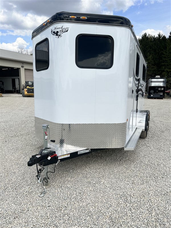 2023 Hawk 2 Horse Straight-Load Custom with Dressing Room
