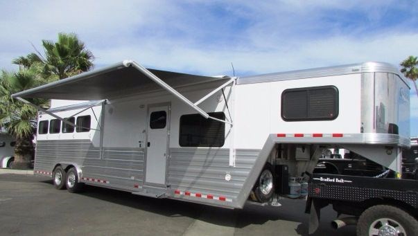 2017 Cimarron Norstar 4 Horse 13'6 LQ Outback