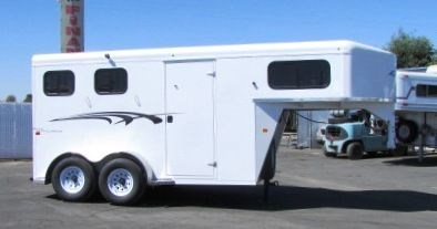 2019 Trails West Adventure MX 2 Horse Gooseneck with front tack