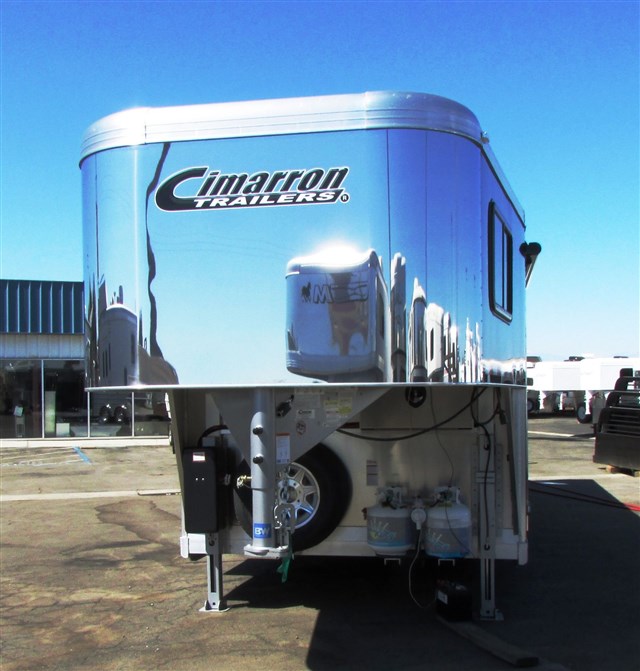 2019 Cimarron Lonestar stock/combo w/ mid tack/bunks
