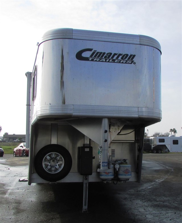 2020 Cimarron Norstar 2 horse outback
