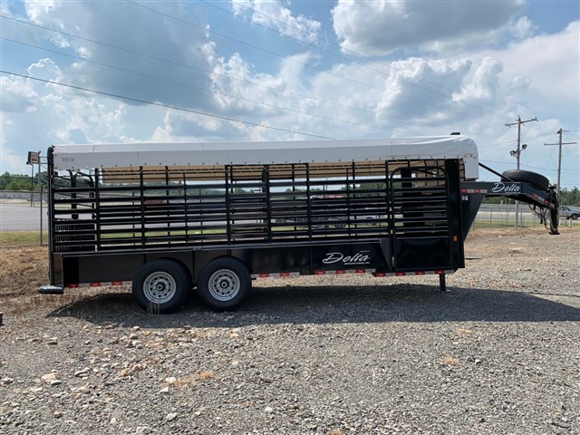 2020 Delta 600 Series 20 Cattleman Livestock Trailer
