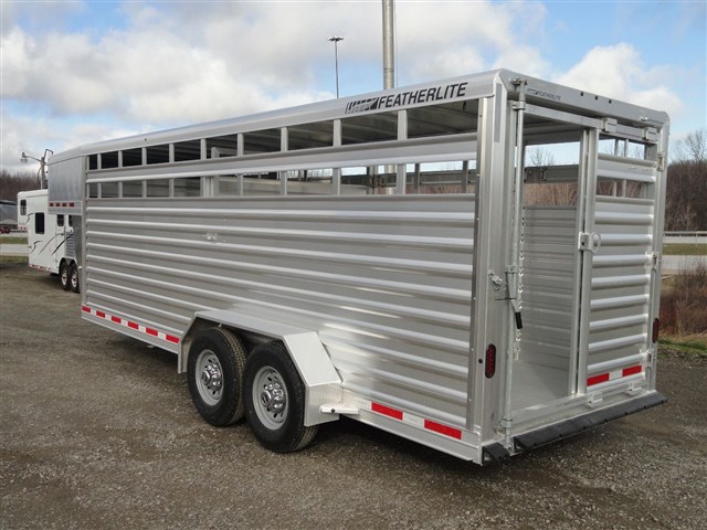 2016 FEATHERLITE (8117) 20' STOCK GOOSENECK