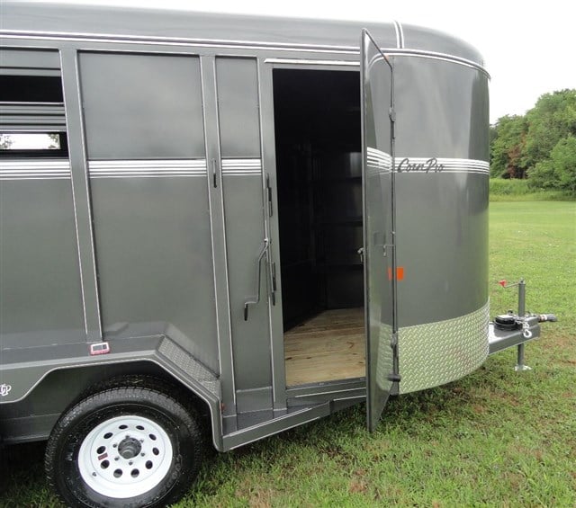 2016 CORN PRO 2 HORSE SLANT STOCK COMBO BUMPERPULL
