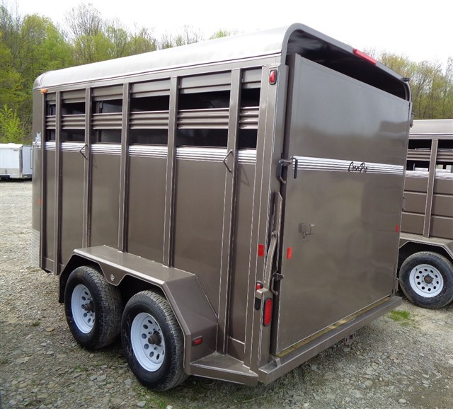 2017 CORN PRO 2 HORSE SLANT STOCK COMBO BUMPERPULL