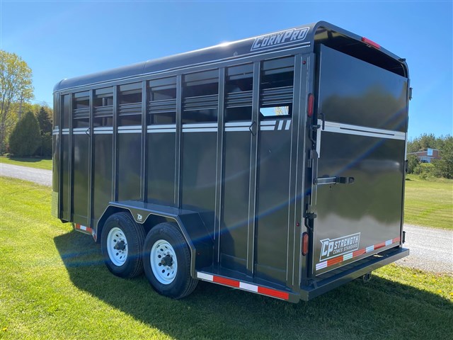 2021 Corn Pro 3 HORSE SLANT BUMPER PULL